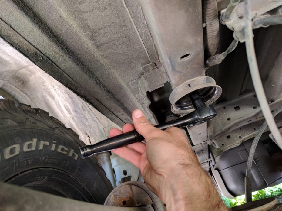 Air Lift 5000 Ultimate Air Springs Kit Installation - FarOutRide