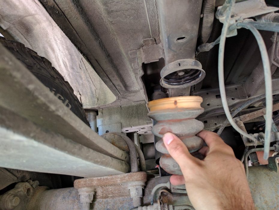 Air Lift 5000 Ultimate Air Springs Kit Installation - FarOutRide