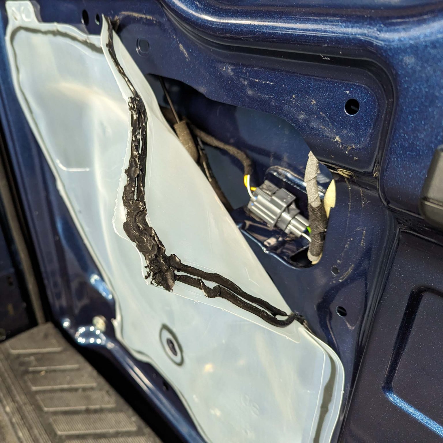 Ford Transit Rear Door Exit Handle Kit (36" to 64" Above Floor)