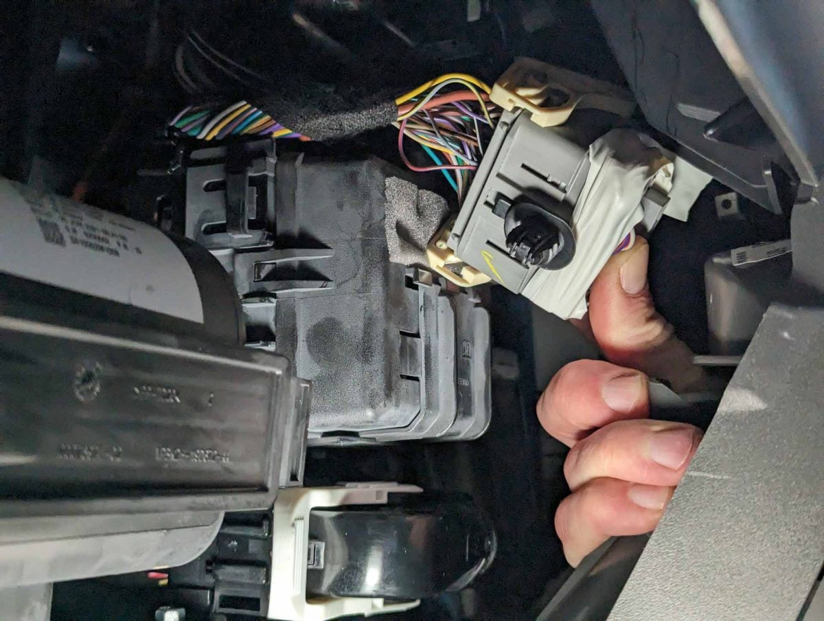 Ford Transit Auxiliary Upfitter Switches | Wiring Guide - FarOutRide